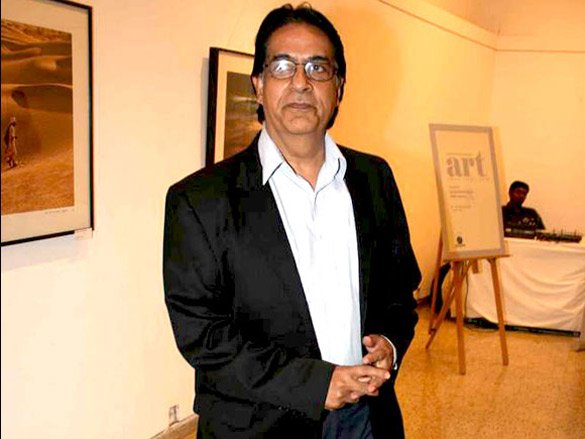 Amitabh Bachchan Age, Biography, Height, Net Worth, Family & Facts