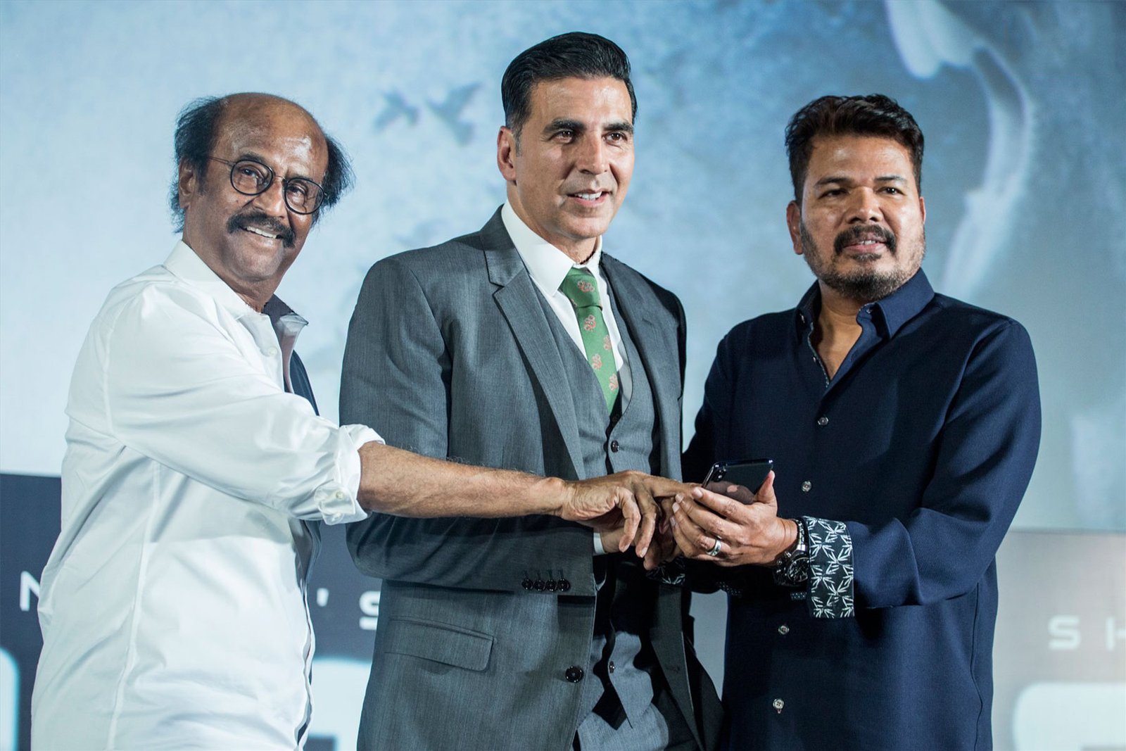 Akshay Kumar Age, Biography, Height, Net Worth, Family & Facts