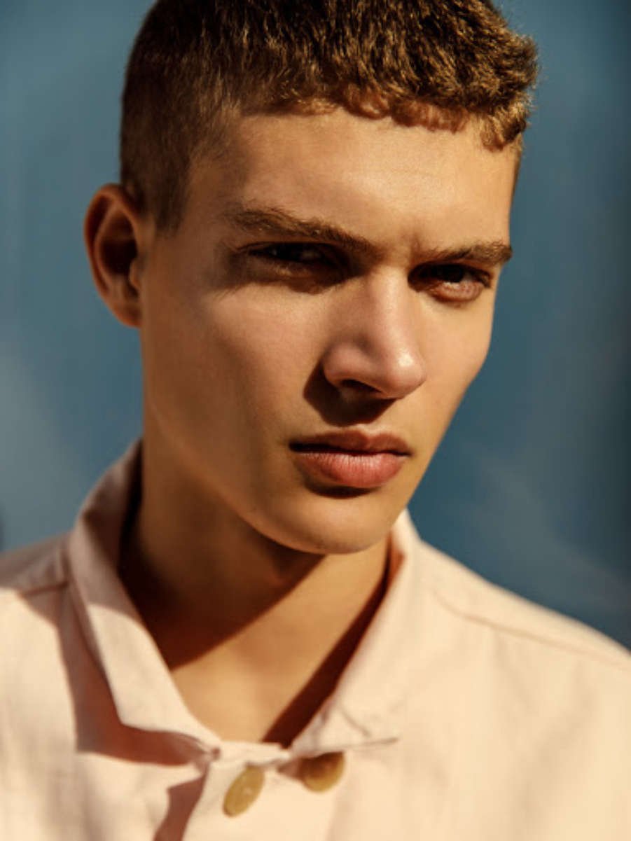 Josha Stradowski Age, Biography, Height, Net Worth, Family & Facts