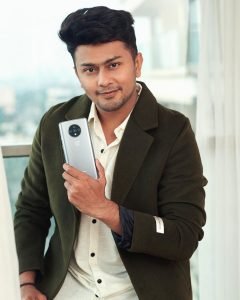 Awez Darbar Age, Biography, Height, Net Worth, Family & Facts