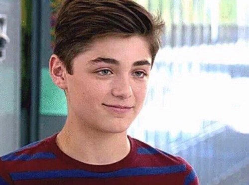 Asher Angel Age, Biography, Height, Net Worth, Family & Facts
