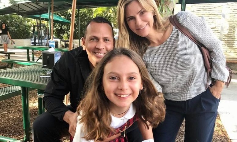 Ella Alexander Age, Biography, Height, Net Worth, Family & Facts