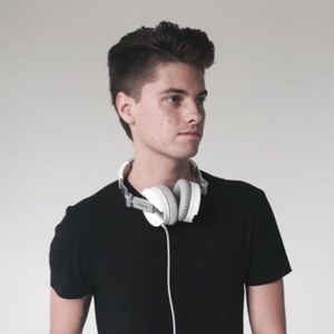 Chase Ryan Age, Biography, Height, Net Worth, Family & Facts