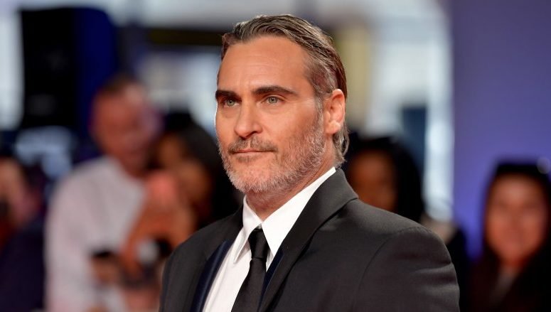 Joaquin Phoenix Age, Biography, Height, Net Worth, Family & Facts