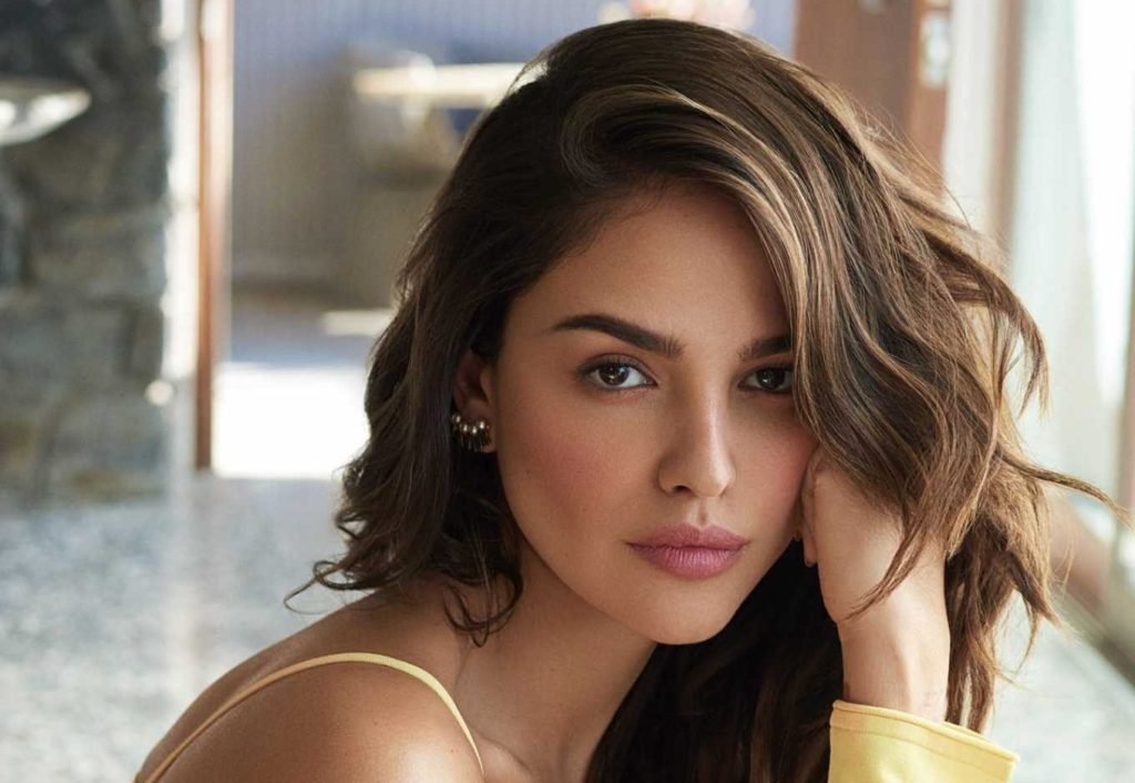 eiza gonzález boyfriend Archives · Justbiography | Famous Celebrities ...