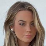 Emily Elizabeth (Model) Age, Boyfriend, Biography, Height, Net Worth ...