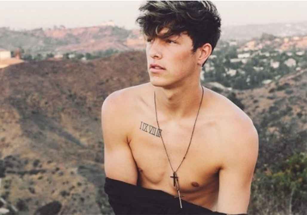Tayler Holder (TikToker) Age, Biography, Height, Net Worth, Family & Facts