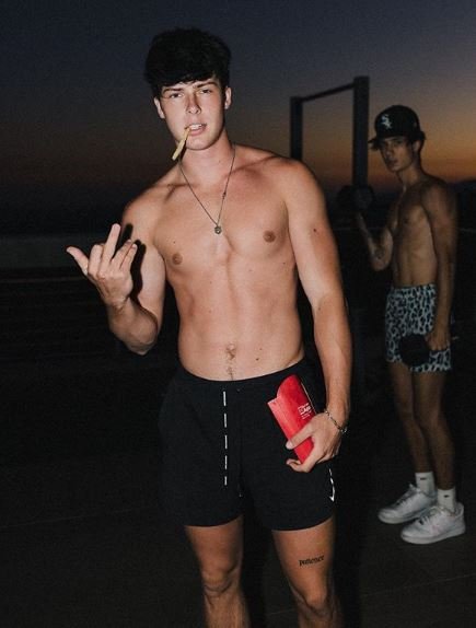 Blake Gray (Internet personality) Age, Biography, Height, Net Worth ...