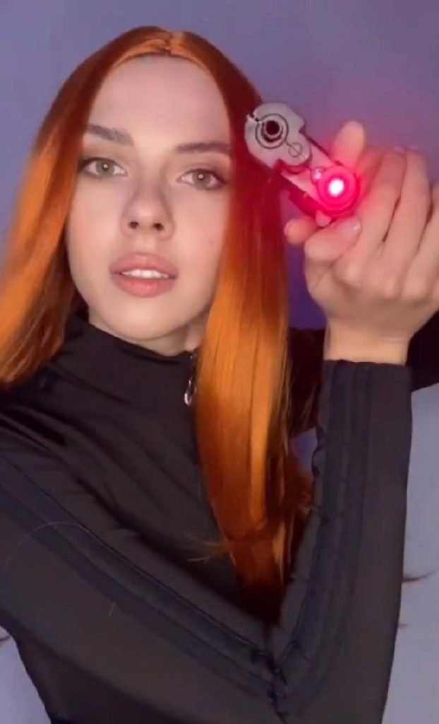 Biography of Internet Personality Kate Shumskaya | Family & Net Worth