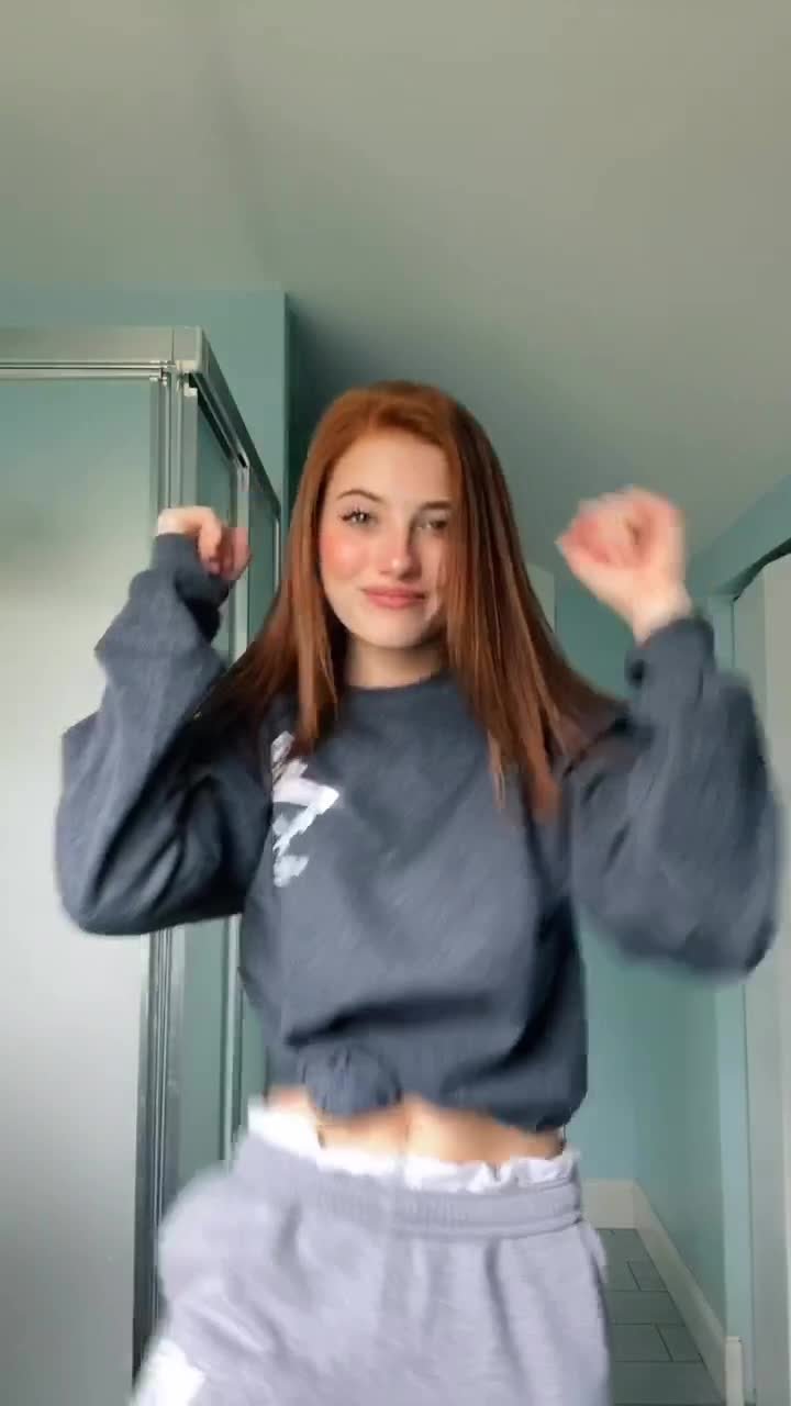 Carly Robinette Age, Biography, Height, Net Worth, Family & Facts