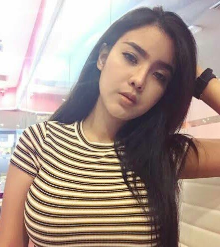 Yanisa Samohom (Model) Age, Biography, Height, Net Worth, Family & Facts