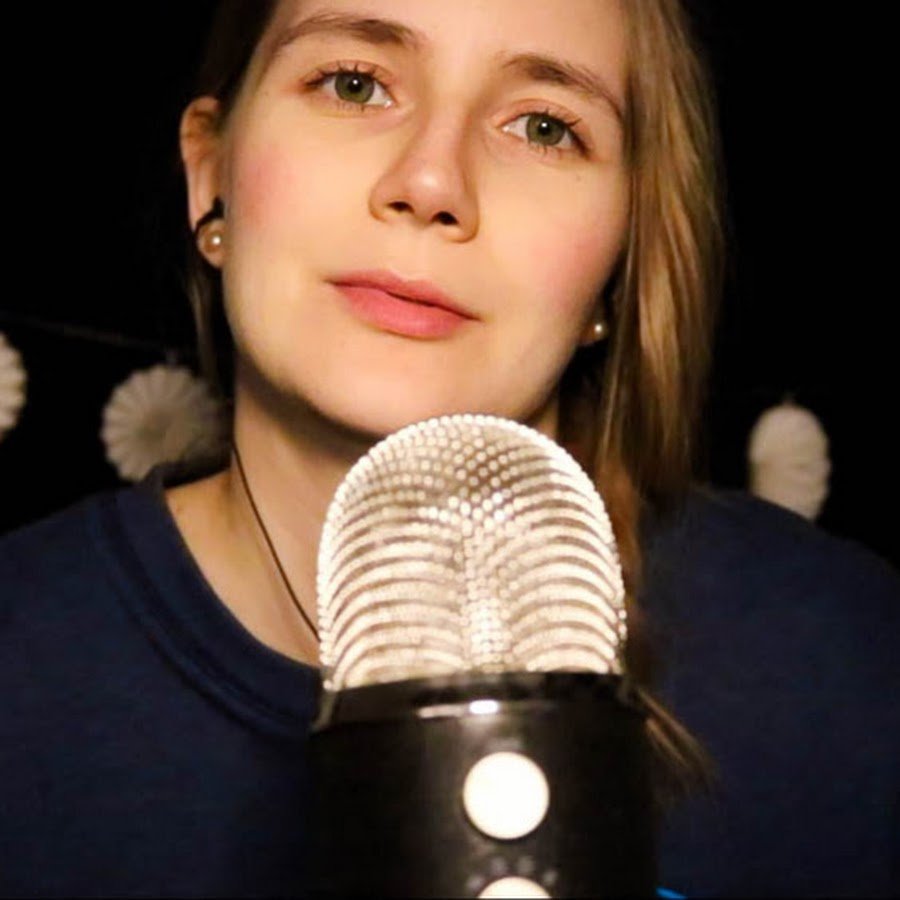 fastASMR Age, Biography, Height, Net Worth, Family & Facts
