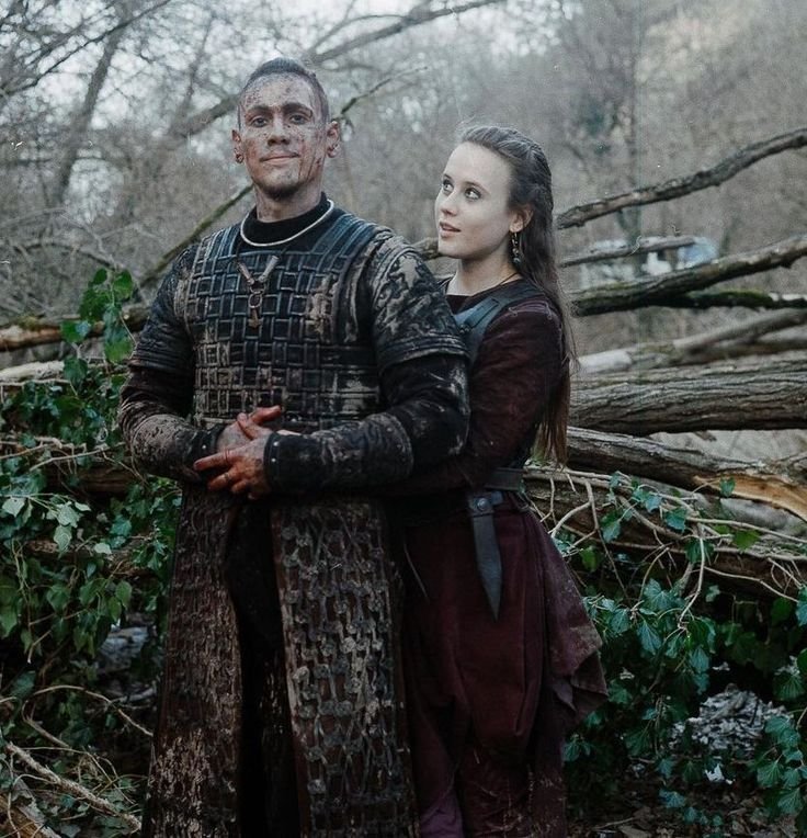 Ruby Hartley (British actress) Age, Biography, Height, Net Worth ...