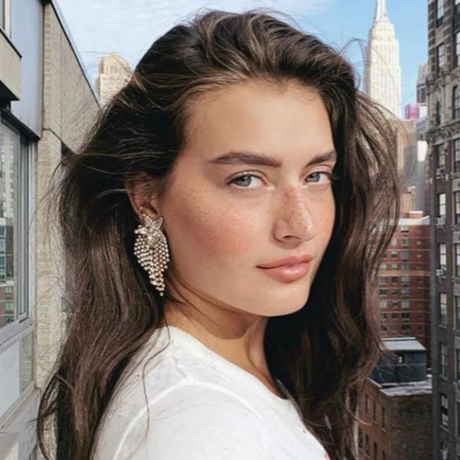 Jessica Clements (Internet personality) Age, Biography, Height, Net ...