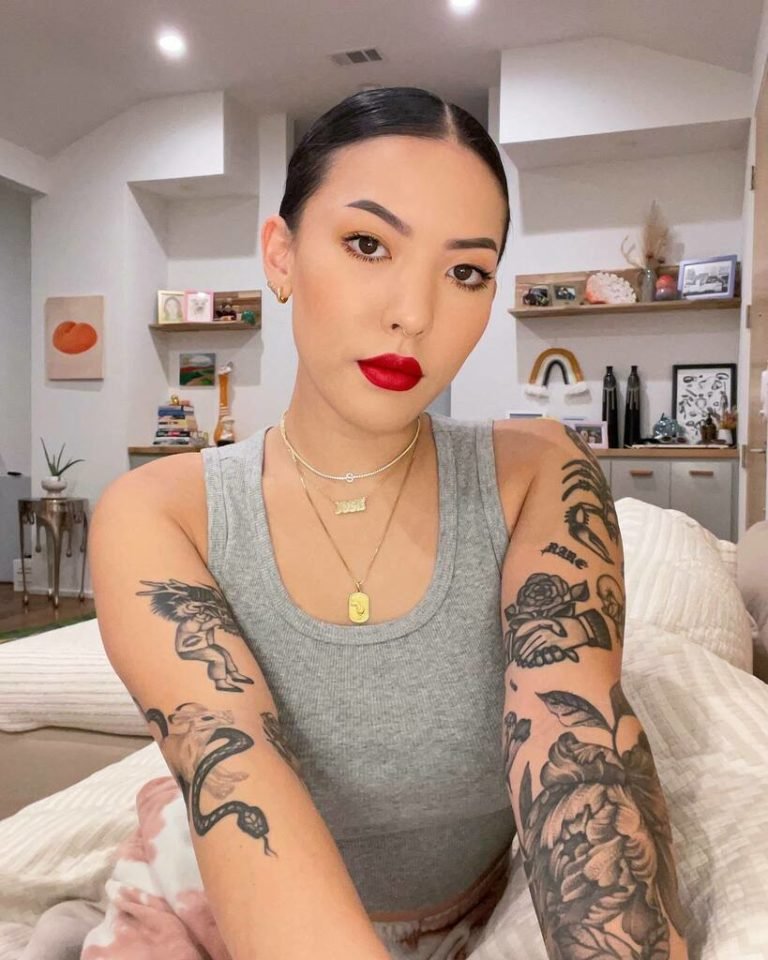 Stephanie Villa Age, Biography, Height, Net Worth, Family & Facts