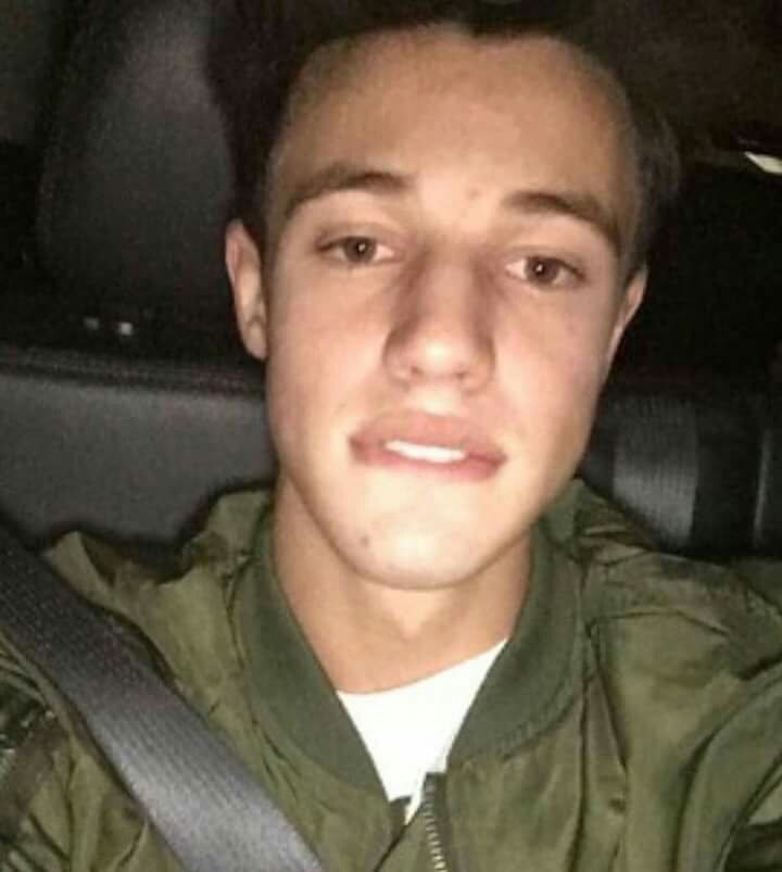 Cameron Dallas Age, Biography, Height, Net Worth, Family & Facts
