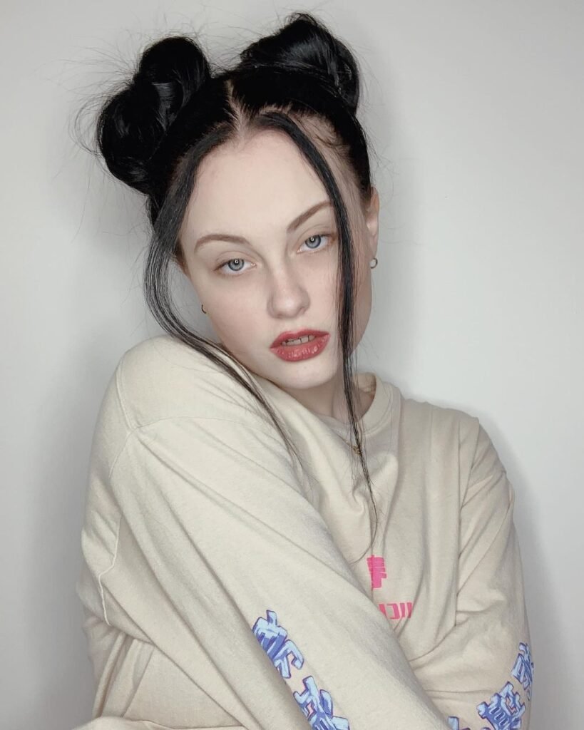 Hayley Stewart (Haylo Hayley) Age, Biography, Height, Net Worth, Family ...