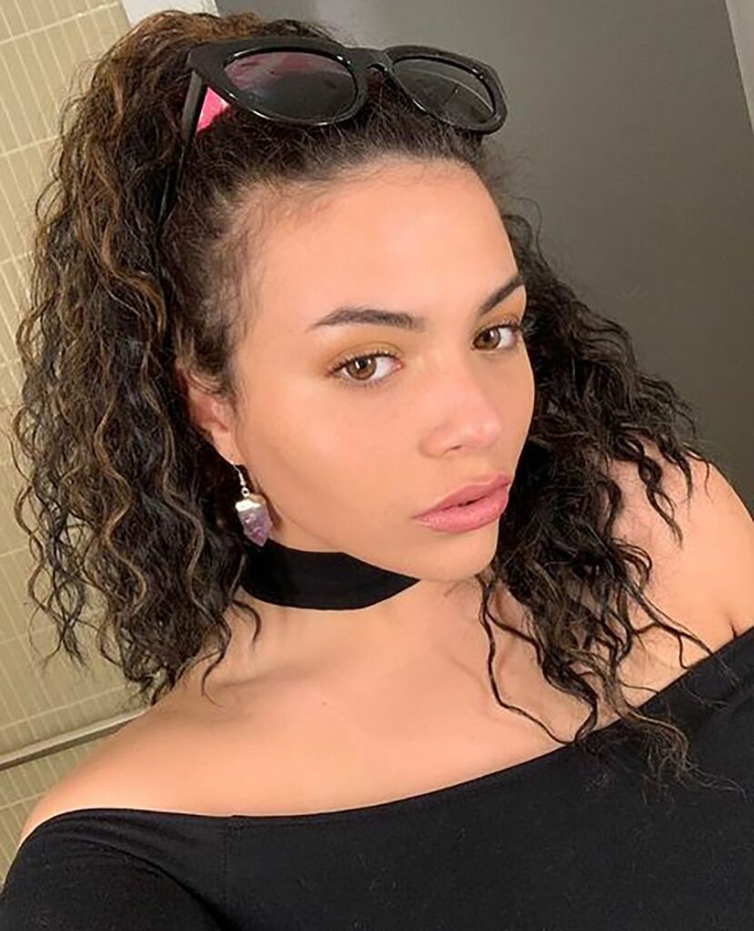 Alexandria Zahra Jones Age, Biography, Height, Net Worth, Family & Facts