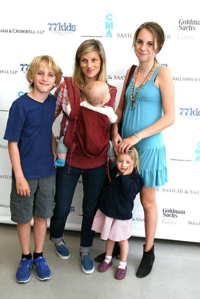 Indiana Hawke (Ethan Hawke Daughter) Age, Biography, Height, Net Worth ...