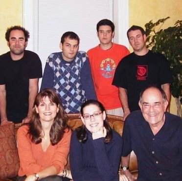 Simon Luckinbill Age, Biography, Height, Family, Facts & Net Worth