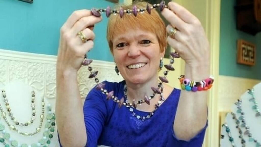 Celebrity Parents Archives | Watch Your Favourite Artists and Famous People