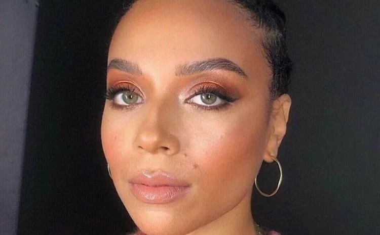 Leonie Samantha Elliott (Actress) Age, Biography, Height, Personal Life ...