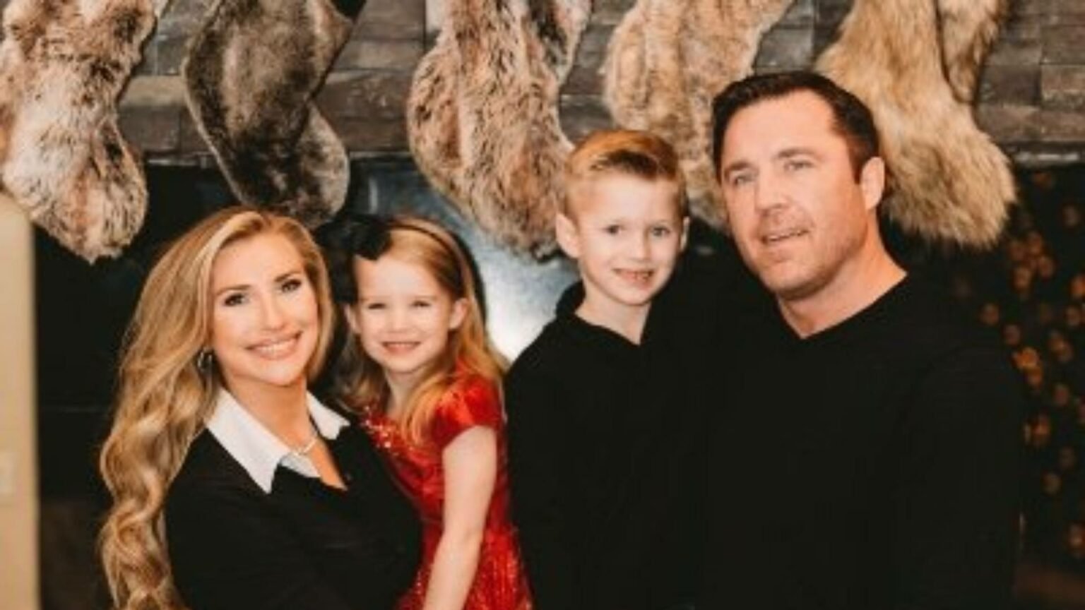 Brittany Sonnen (Chael Sonnen's Wife) Age, Biography, Height, Personal ...