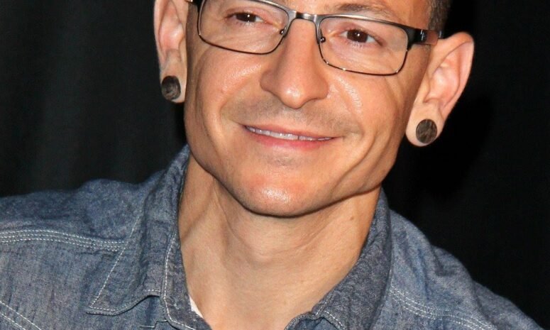 Lee Russell Bennington Age, Biography, Height, Personal Life, Net Worth ...