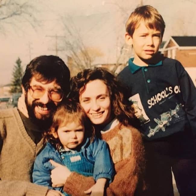 Michaela Constantine Age, Biography, Height, Personal Life, Net Worth ...