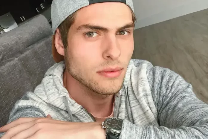 Brandon Walsh (YouTuber) Age, Biography, Height, Personal Life, Net ...