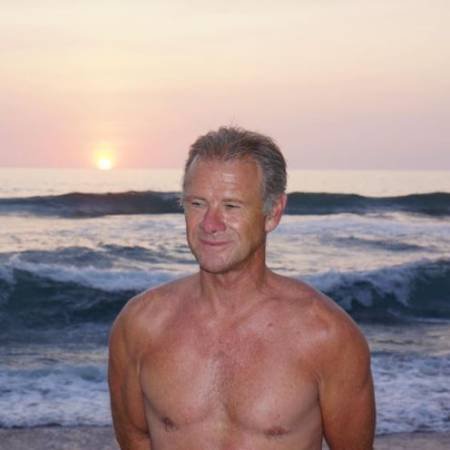 Craig Hemsworth Age, Biography, Height, Personal Life, Net Worth & Facts