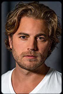 Edward Ruttle Age, Biography, Height, Personal Life, Net Worth & Facts