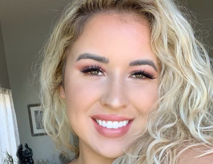 Lauren Sangster Age, Biography, Height, Personal Life, Family, Net ...