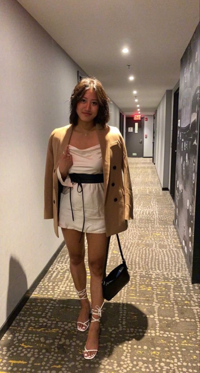 Anisha Gurung (Model) Age, Biography, Height, Boyfriend, Net Worth, & Facts