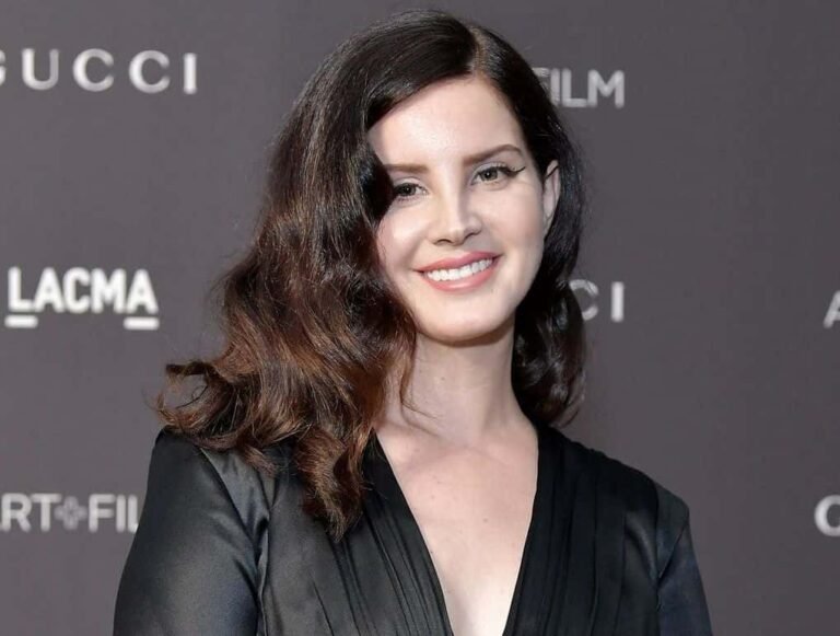 Lana Del Rey Age, Husband, Albums, Biography, Parents, Net Worth & Facts