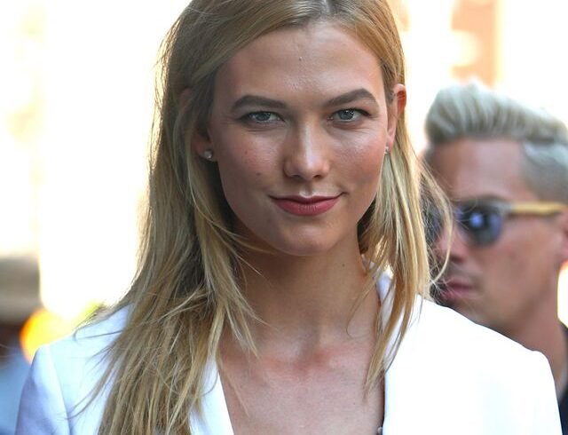 Where is Karlie Kloss Now? Her Height, Husband, Biography, Taylor Swift ...